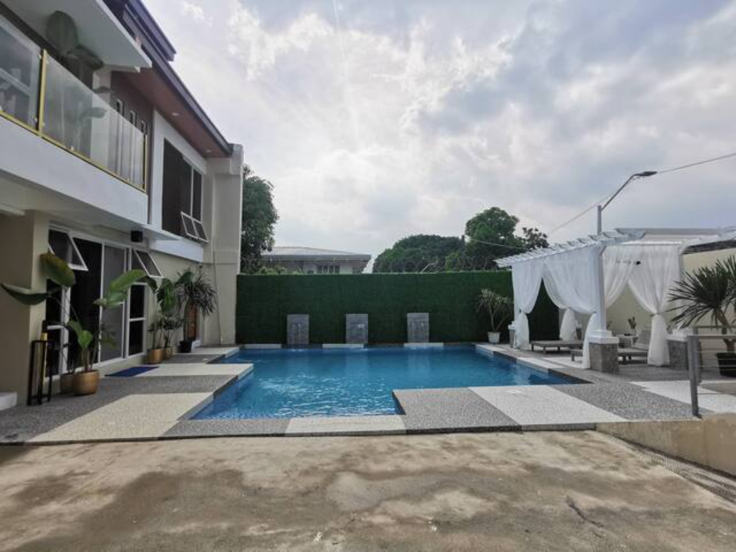The Resthouse at East Ortigas