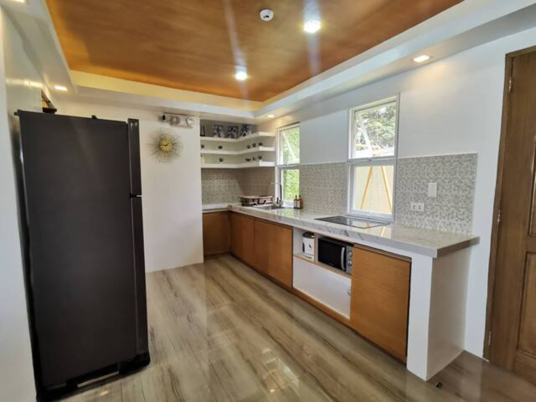 The Resthouse at East Ortigas