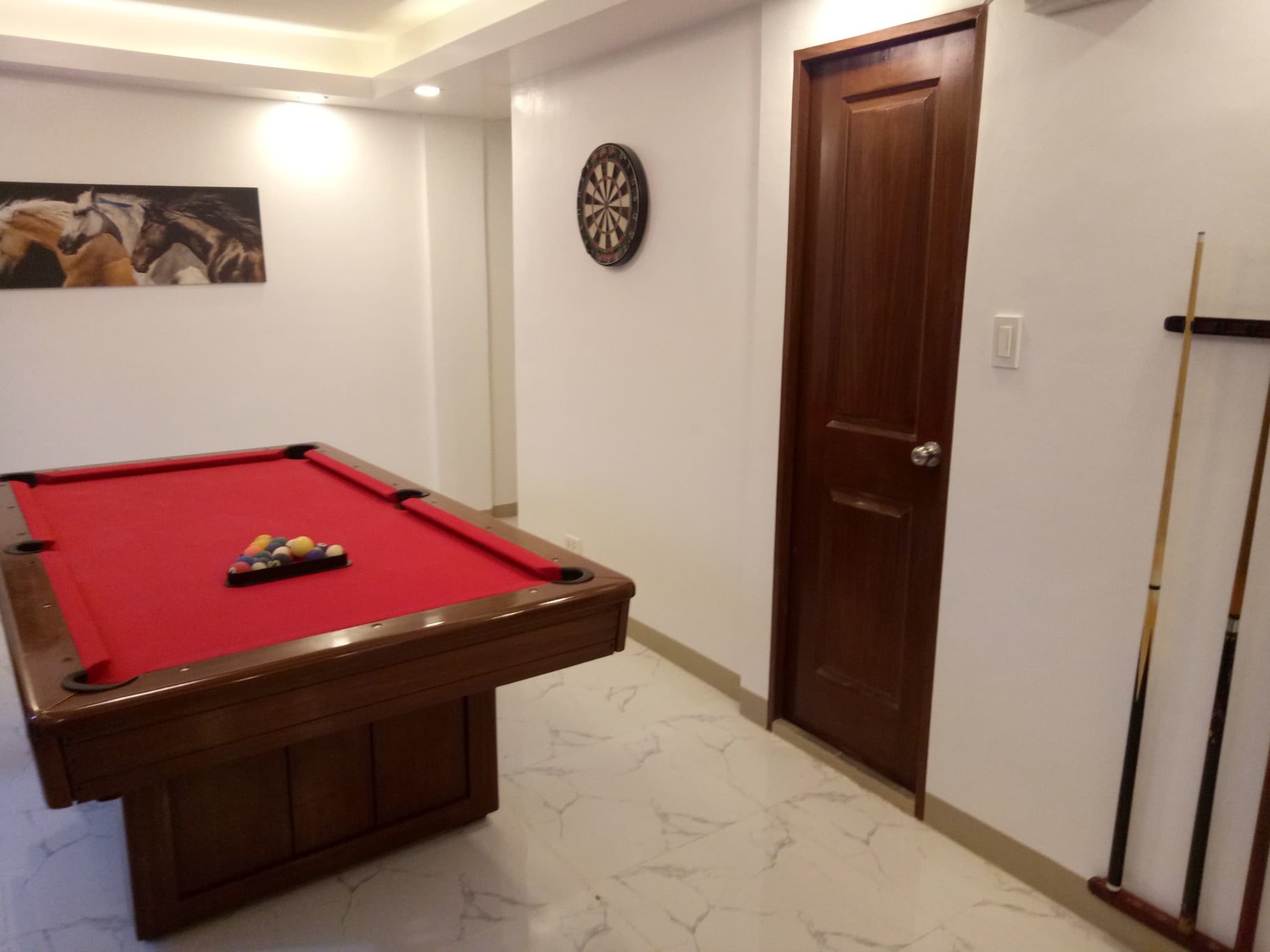 The Resthouse at Eastland Heights Photos – RCDC Property